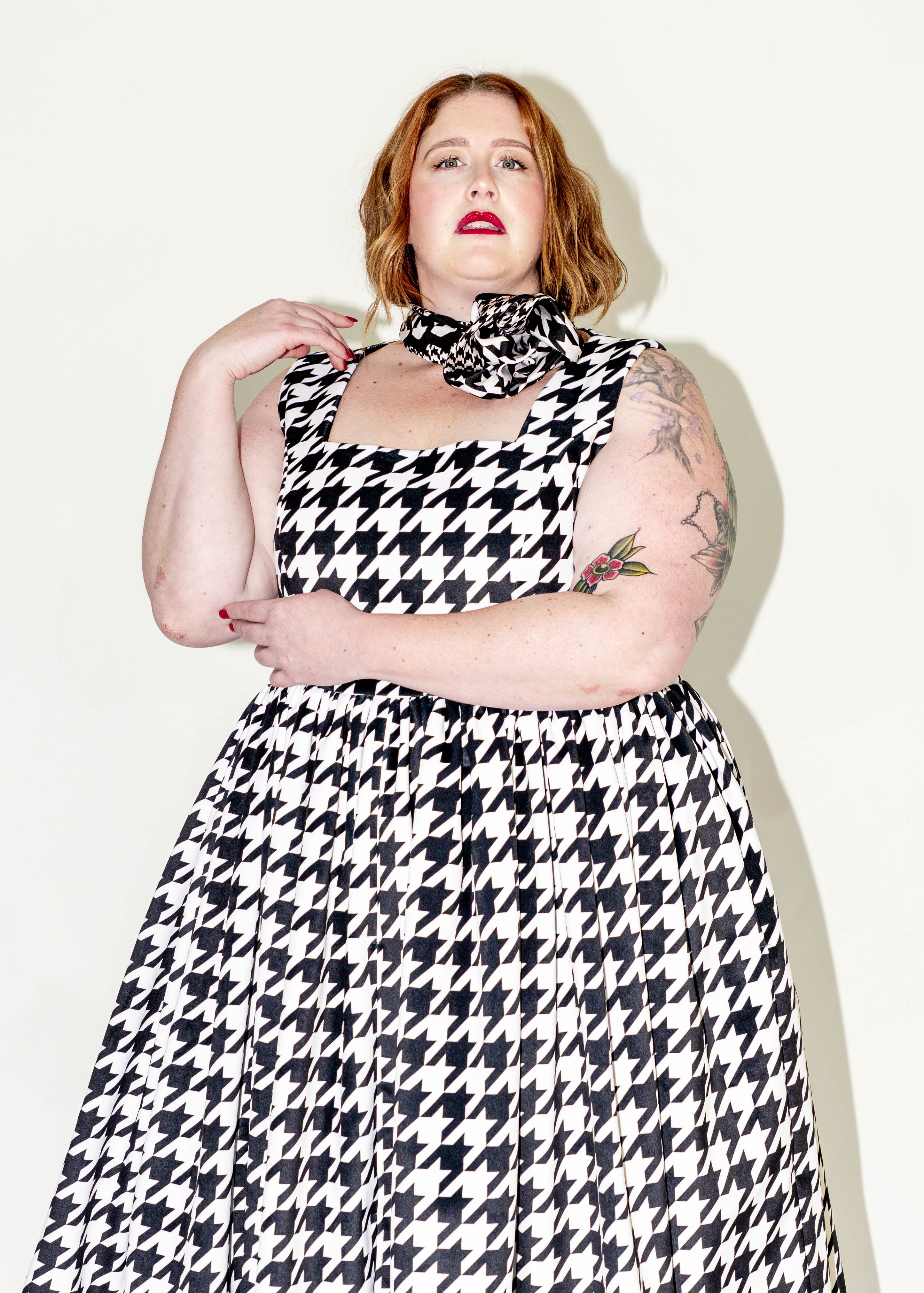 The Mad Houndstooth Silk Charmeuse Scarf – Nikki Marie Apparel